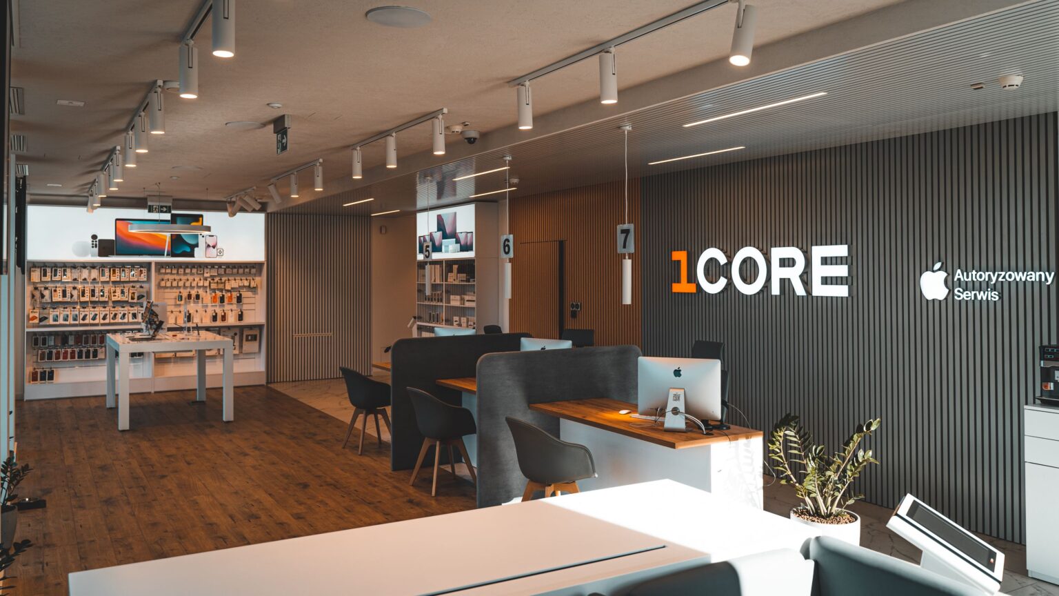 1CORE | Kontakt